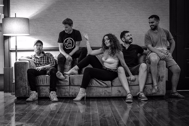 Mad Nomad - Wounded Pieces (2023) (single) - Rádio Olisipo | Rádio Olisipo